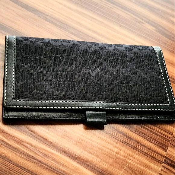 Coach | Bags | Coach Checkbook Wallet Cute | Poshmark